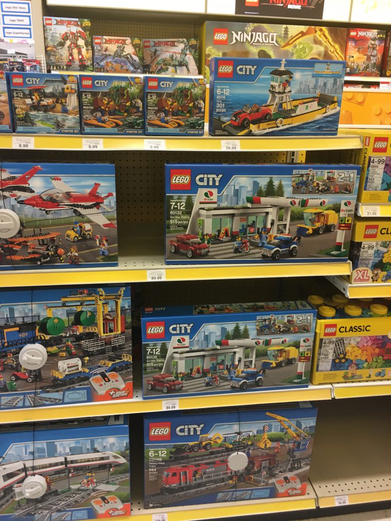 LEGO at Toys R Us, Summer 2017 – Brick Update