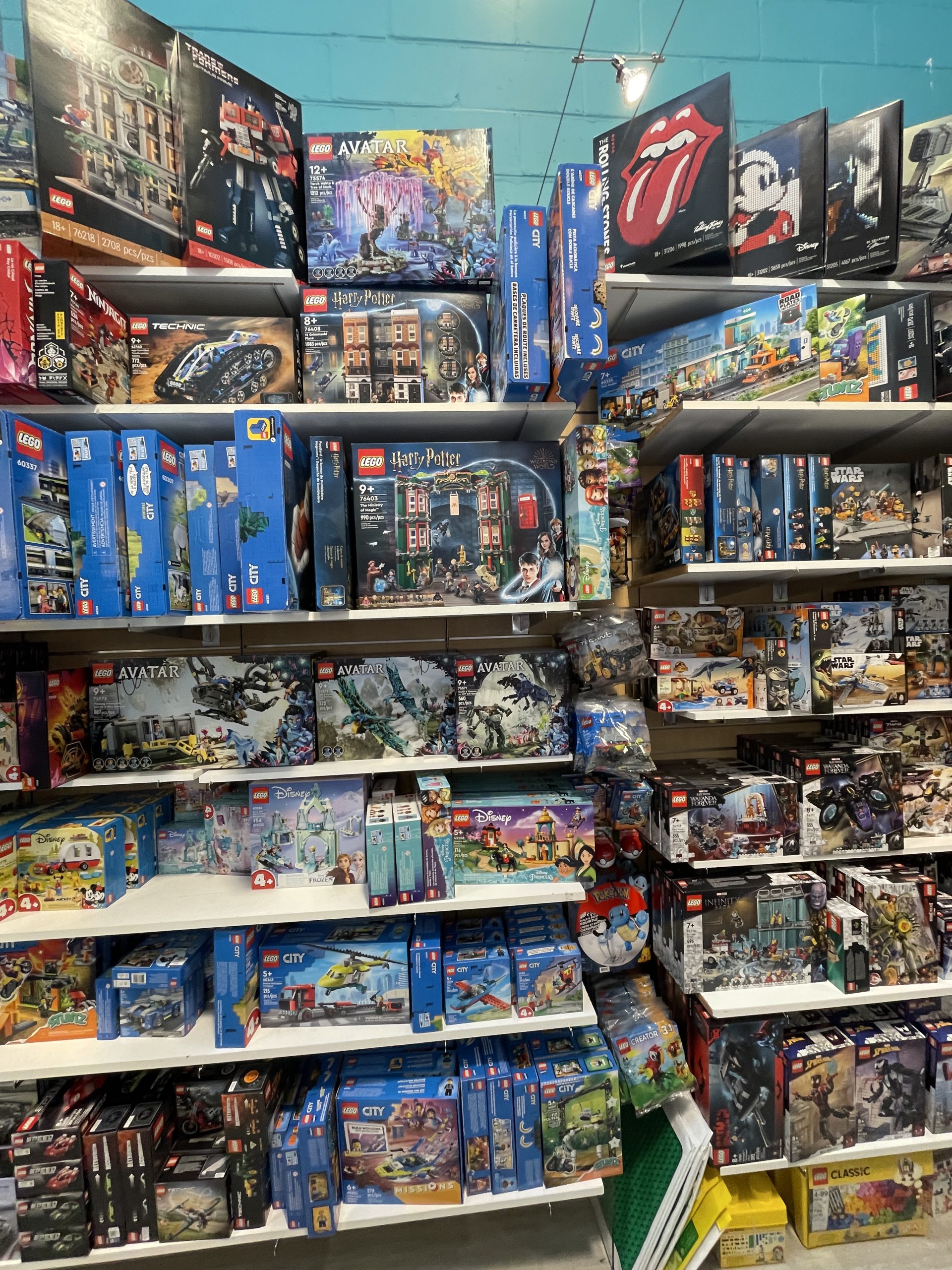 LEGO at Independent Toy Store jaZams, November 2022 – Brick Update