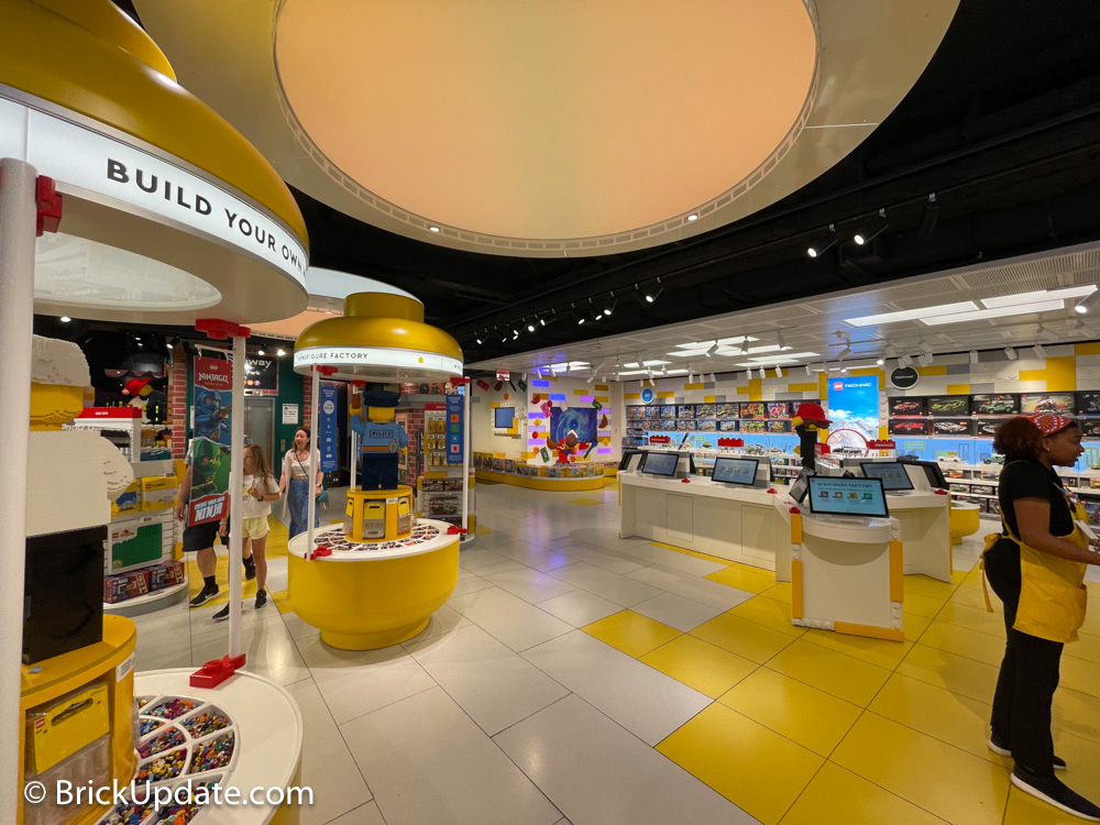 LEGO Store Fifth Avenue Flagship, Rockefeller Center, July 2023 – Brick ...
